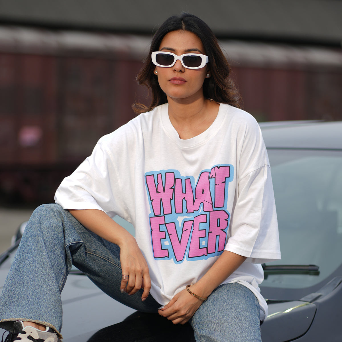 Whatever Oversized Dropshoulder T-shirt – Bloopers
